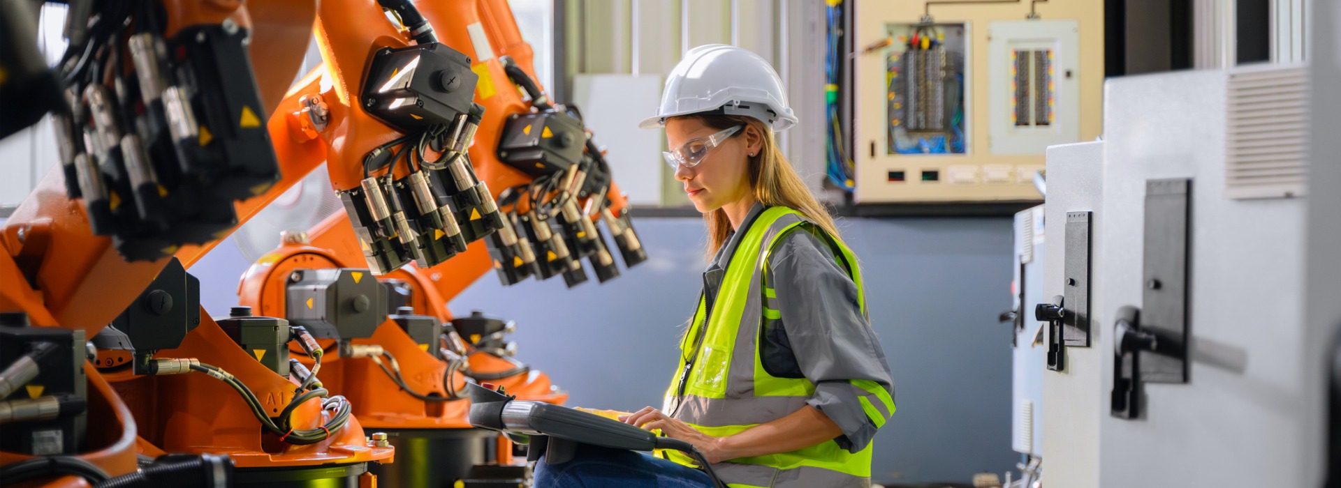 Manufacturing Recruiters | LRSolutions, LLC